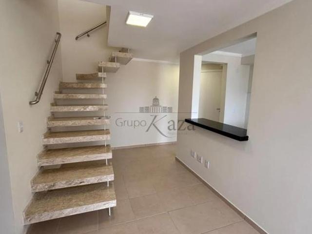 Oportunidade Apartamento Cobertura Duplex Jardim América Condomínio Campo da Alvorada 3 Dorm