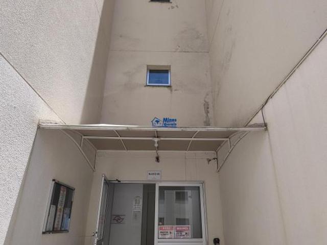 OPORTUNIDADE! APARTAMENTO COM ELEVADOR NA ZONA NORTE!