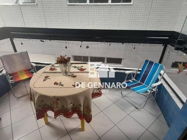 Oportunidade, Apartamento com 2 dormitórios, 1 suíte, 1 vaga de garagem privativa, há 200 metros do