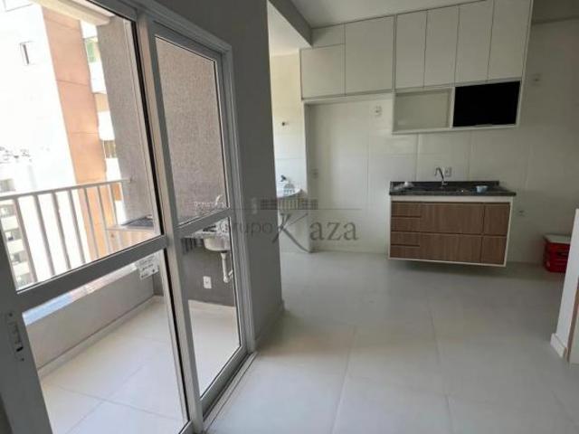 Oportunidade Apartamento Condomínio Residencial Colinas do Paratehy Condomínio Grand Kazza 2