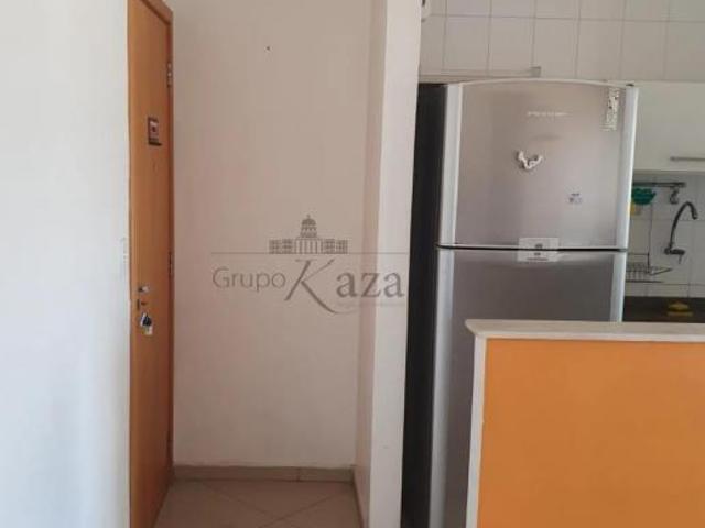 Oportunidade Apartamento Centro Residencial Solar do Barão Jacareí 2 Dormitórios 64m²