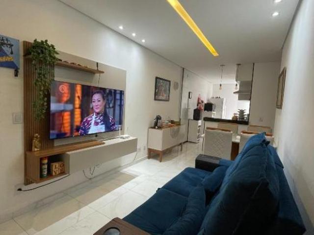 Oportunidade: Apartamento Charmoso com 2 Quartos com Vaga e Excelente Localização