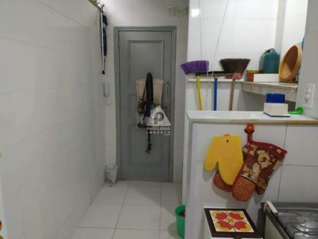 Oportunidade! Apartamento à venda com 3 quartos 1 suíte, 2 banheiros Rio Comprido