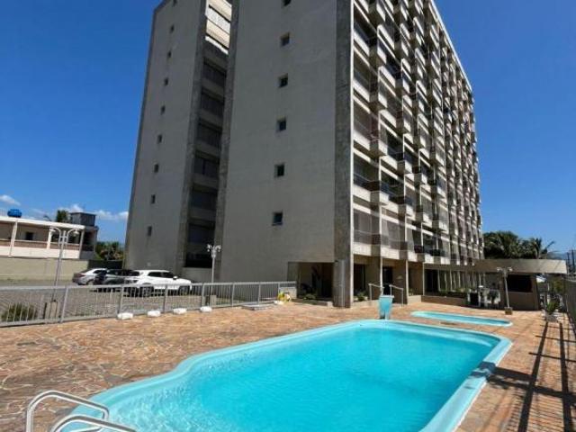 Oportunidade ! Apartamento à Venda no Porto Novo