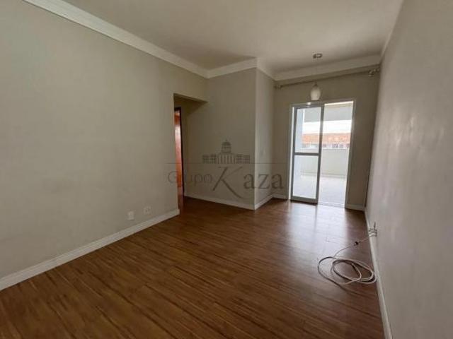 Oportunidade Apartamento Bosque dos Eucaliptos Condomínio Residencial Varandas 3 Dormitórios