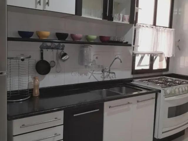 Oportunidade Apartamento Bosque dos Eucaliptos Edifício Pamplona 3 Dormitórios 103m²