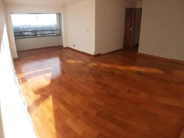 Oportunidade Apartamento Bosque dos Eucaliptos Residencial Liverpool 3 Dormitórios 93m²