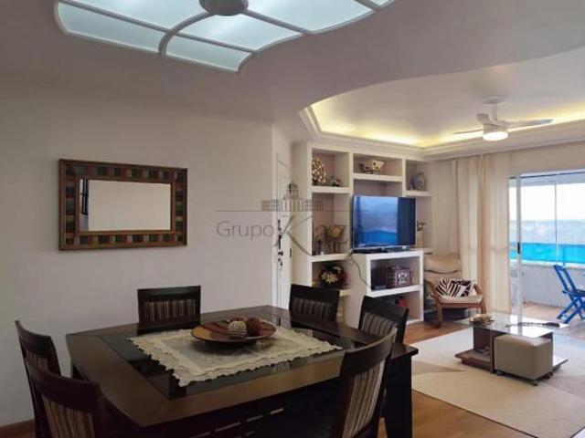 Oportunidade Apartamento Bosque dos Eucaliptos Residencial Varandas Quinta das Flores 3 Dorm
