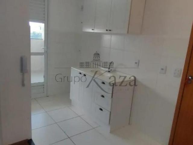 Oportunidade Apartamento Bosque Paratehy Residencial Colinas do Paratehy 3 Dormitórios 64m