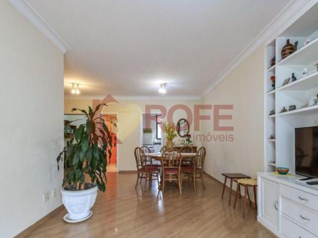 OPORTUNIDADE: Apartamento de 115 m² com 3 dormitórios sendo 1 suíte e 2 vagas no coração da Vila O