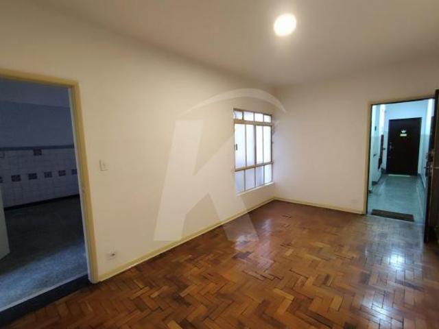 Oportunidade! Apartamento de 2 Dormitórios Próximo ao Terminal Santana