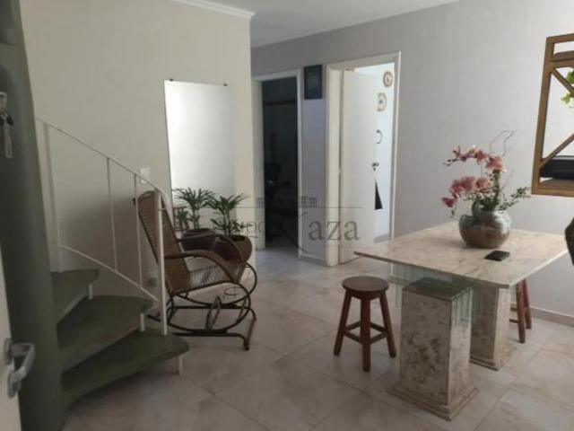 Oportunidade Apartamento Duplex Jardim Satélite Edifício Campo das Oliveiras 2 Dormitórios