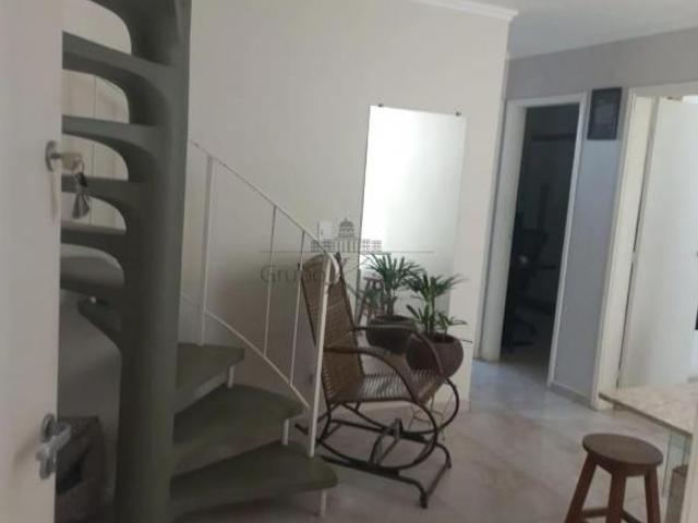 Oportunidade Apartamento Duplex Jardim Satélite Edifício Campo das Oliveiras 2 Dormitórios