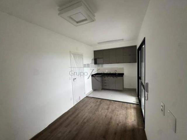 Oportunidade Apartamento Edifício Avante Condomínio Clube Bairro da Floresta 2 Dormitórios