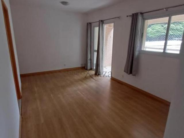 Oportunidade Apartamento Edifício Beatriz Jardim São Dimas 2 Dormitórios 67m²