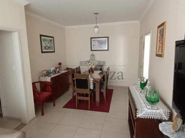 Oportunidade Apartamento Edifício Mansão do Vale Centro Jacareí 2 Dormitórios 69m²