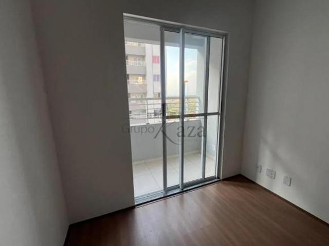 Oportunidade Apartamento Edifício Millennium São José Parque Residencial Flamboyant 2 Dormit