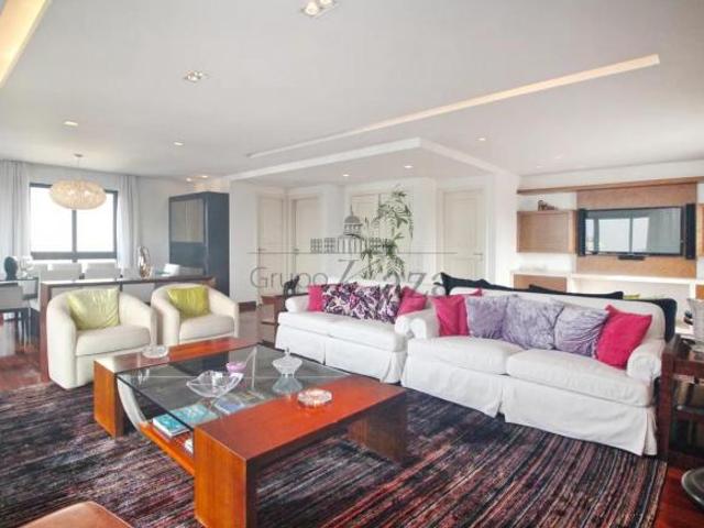 Oportunidade Apartamento Higienópolis 3 Suítes 180m²