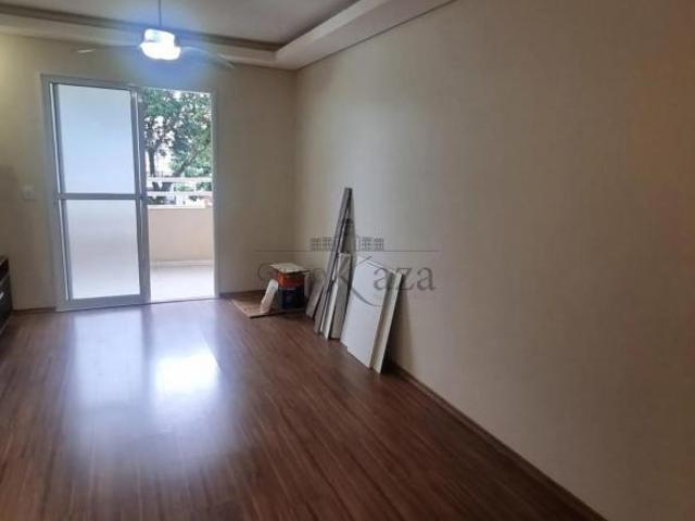 Oportunidade Apartamento Jardim Morumbi Residencial Varandas dos Ipês 2