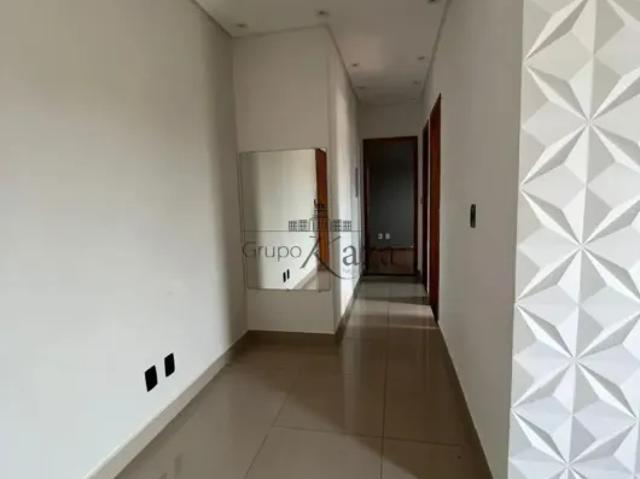 Oportunidade Apartamento Jardim Oriente Edifício Carmem de Toledo 2 Dormitórios 54m²