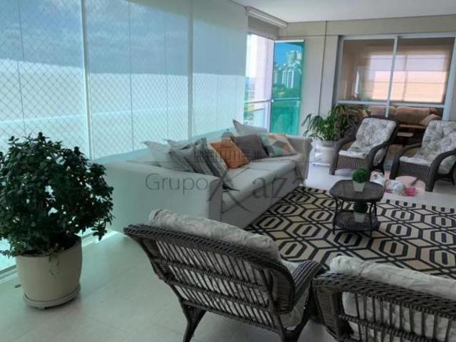 Oportunidade, Apartamento Jardim das Colinas, Condomínio Helbor Belvedere, 4 Quartos, Lazer Completo