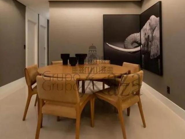 Oportunidade Apartamento Jardim das Colinas Residencial Amadeus Boulevard 2 Dormitório 82m
