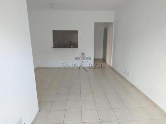 Oportunidade Apartamento Jardim das Industrias Edifício Penedo 3 Dormitórios 120m²