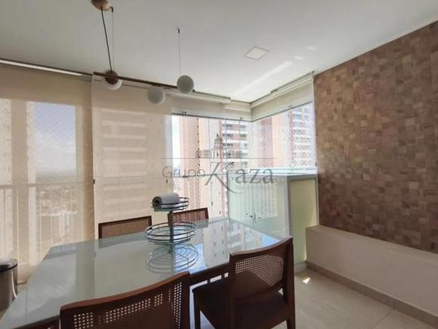 Oportunidade Apartamento Jardim das Indústrias Residencial Splendor Garden 4 Dormitórios 1