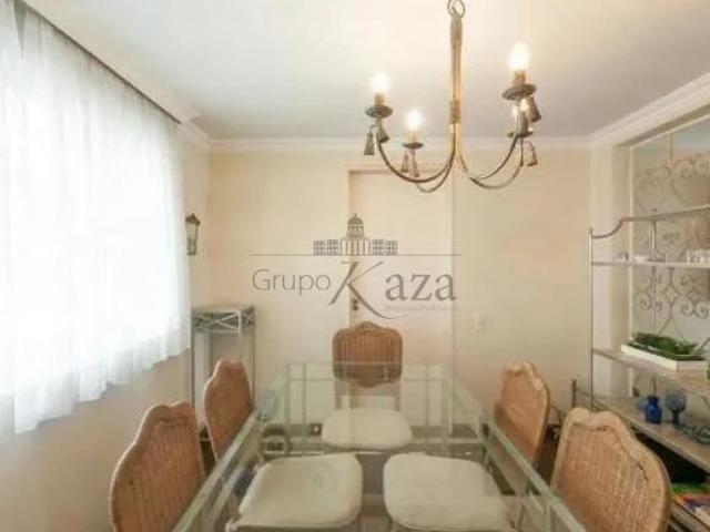 Oportunidade Apartamento Jardim Europa 4 Dormitórios 200m²