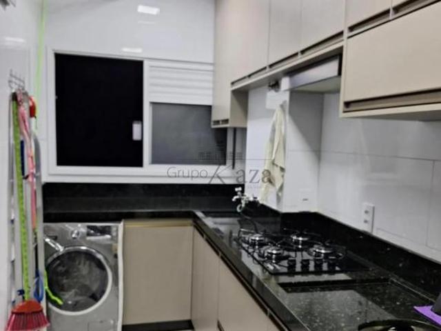 Oportunidade Apartamento Jardim Ismênia Residencial Max Clube 2 Dormitórios 48m²