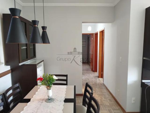 Oportunidade Apartamento Jardim Satélite Edifício Solar do Vale 3 Dormitórios 75m²