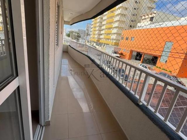 Oportunidade Apartamento Jardim Satélite Residencial Simone 3 Dormitórios 82m² Estuda per