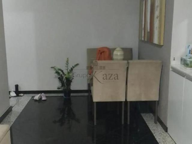 Oportunidade Apartamento Jardim Vale do Sol Condomínio Cruzeiro do Sul 2 Dormitórios 64m²