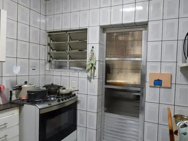 Oportunidade. Apartamento na Al. Santos