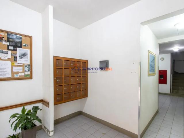 Oportunidade! Apartamento semimobiliado!