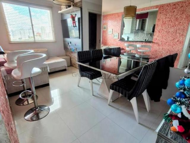 Oportunidade Apartamento Spazio Campo Di Bourbon Mobiliado Trinta e Um de Março 2 Dormitór