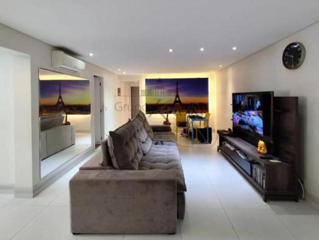Oportunidade Apartamento Pátio Condomínio Clube Royal Park 2 Dormitórios 125m² Estuda Pe