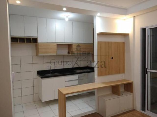 Oportunidade Apartamento Padrão Colinas do Paratehy Residencial Caminho das Árvores 2 Dormit