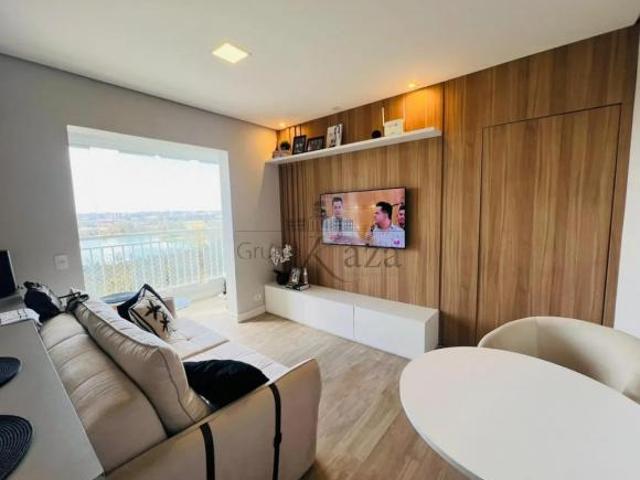 Oportunidade Apartamento Pagador de Andrade Edifício Floradas de Arboville 2 Dormitórios 5