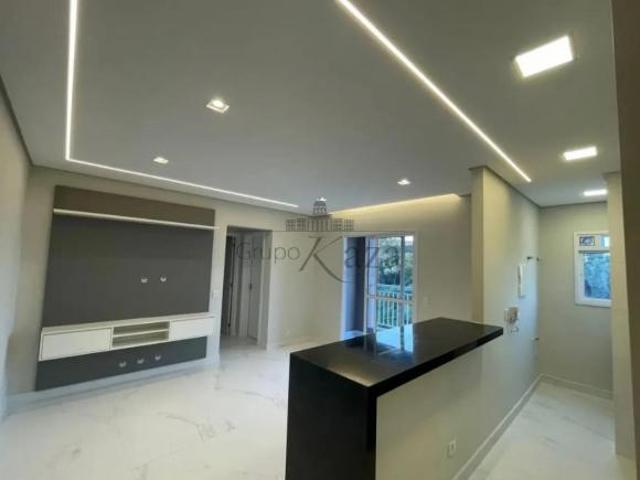 Oportunidade Apartamento Pagador de Andrade Edifício Floradas de Arboville 2 Dormitórios 6