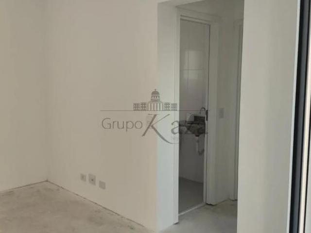 Oportunidade Apartamento Pagador de Andrade Edifício Floradas de Arboville 2 Dormitórios 6