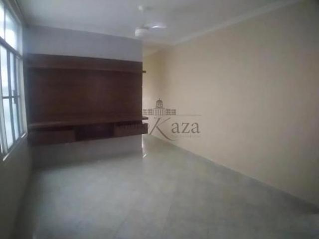 Oportunidade Apartamento Parque Industrial Residencial Stella Maris 3 Dormitórios 74m² E