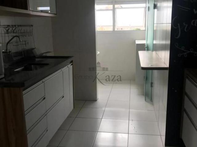 Oportunidade Apartamento Parque Santo Antônio Jacareí 2 Dormitórios 77m²