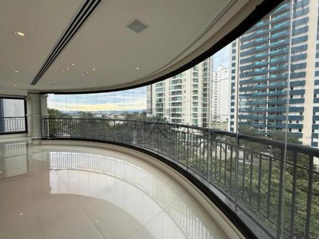 Oportunidade Apartamento Royal Palace Parque Residencial Aquarius 4 Dormitórios 411m²