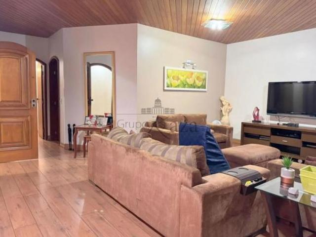 Oportunidade Apartamento Residencial Joanna Odília Vila Adyana 4 dormitórios 240m²