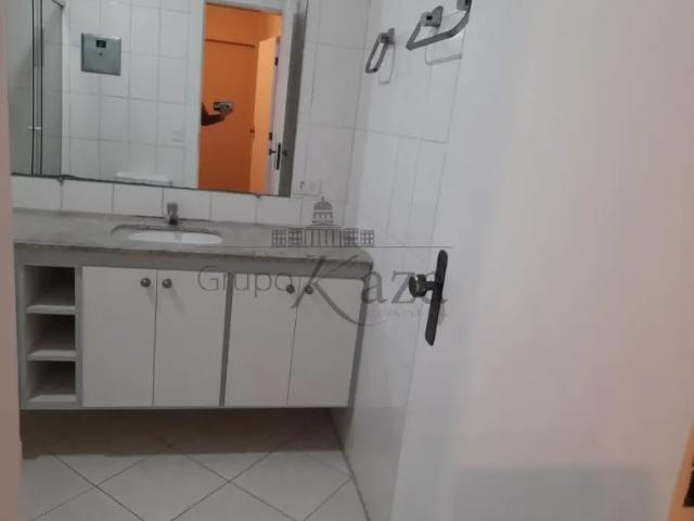 Oportunidade Apartamento Residencial Varandas Santos Dumont Vila Adyana 3 Dormitórios 130m