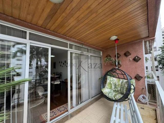 Apartamento com varanda Vila Adyana Condomínio Terrazzas Anchieta 3Quartos 200m²