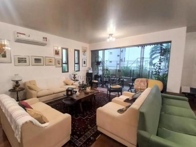 Oportunidade, Apartamento Vila Adyana, Condomínio Edificio Toulon, 4 Quartos, Sacada, Sola da Manhã