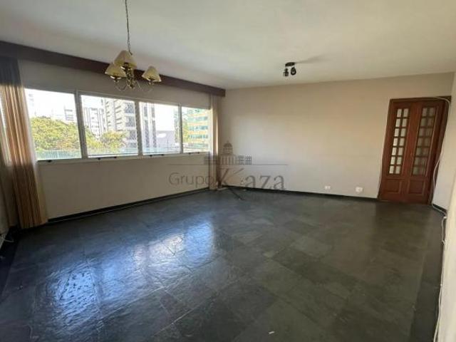 Oportunidade Apartamento Vila Adyana Condomínio Edifício Cabo Kennedy 3 Dormitórios 93m²