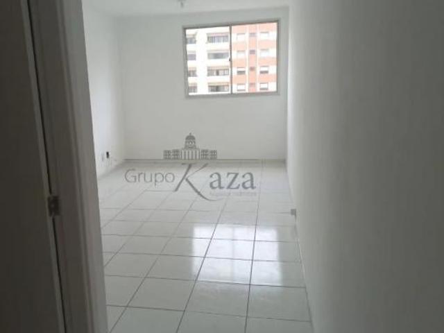 Oportunidade Apartamento Vila Adyana Residencial Vivian 3 Dormitórios 60m²